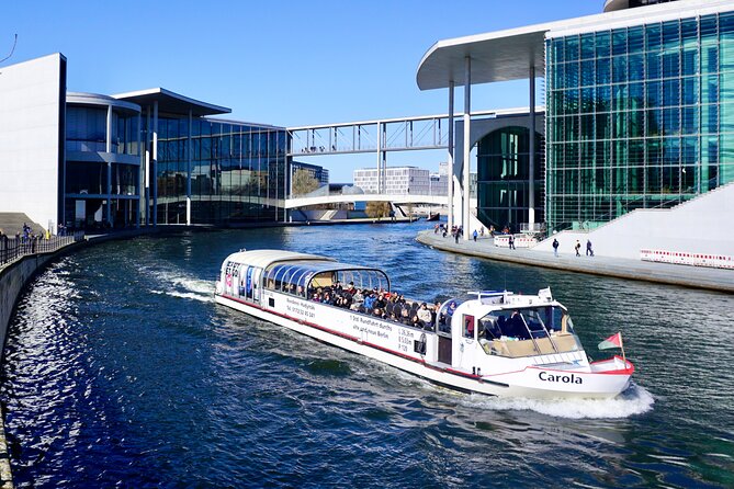 1-Hour River Cruise with Tour Guide. Bilingual (Ger/Engl) - An Introduction to Berlin from the Water