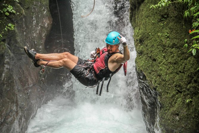 10 in 1 Tour! Zip Lines, Rappels, Tarzan Swing, Waterfalls & More - Key Points