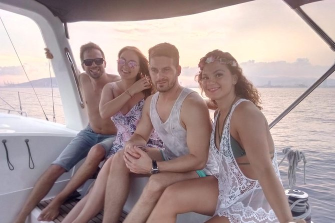 2-Hour Sailing Tour in Barcelona with Open Bar & Snacks - The Experience in Detail: What You Can Expect