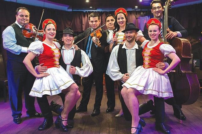 4 course Dinner Cruise with Operetta and Folk Show - A Closer Look at the Experience