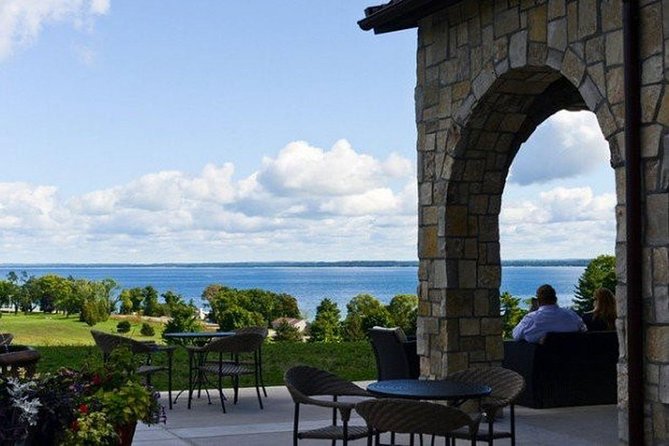 5-Hour Traverse City Wine Tour: 4 Wineries on Old Mission Peninsula - Exploring the 5-Hour Traverse City Wine Tour
