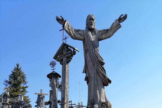 5,5 Hour Shared Tour to Hill of Crosses from Riga - Key Points