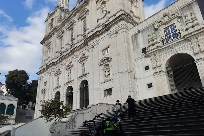 7 Hills and 14 Viewpoints - Lisbon E-Bike Tour - The Bike and the Logistics