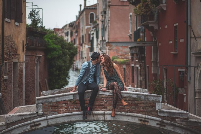 A must have City Portrait Session - The Itinerary: What to Expect