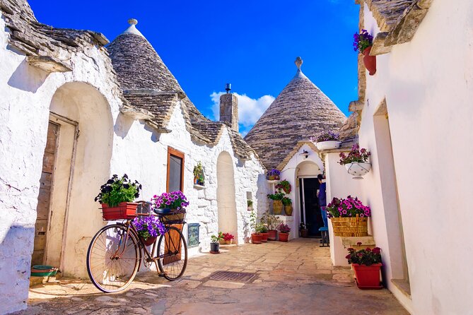 Alberobello, Monopoli Polignano Small-Group Guided Tour from Bari - An In-Depth Look at the Tour: What to Expect