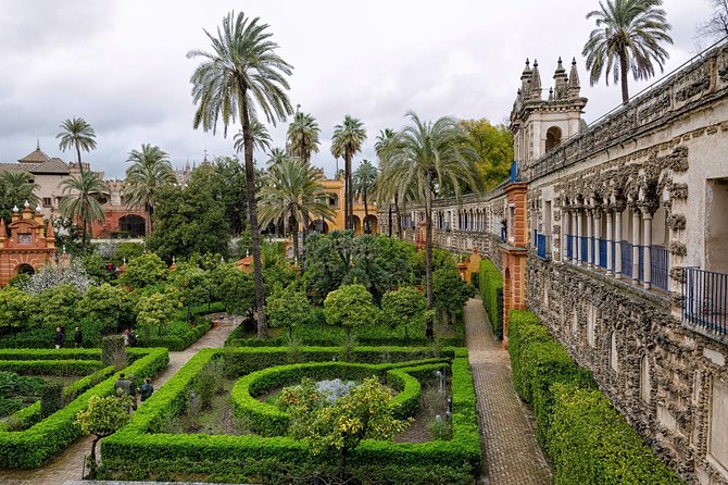 Alcazar and Cathedral & Giralda of Seville. Skip The Line! Includes access tickets - Value and Practical Considerations
