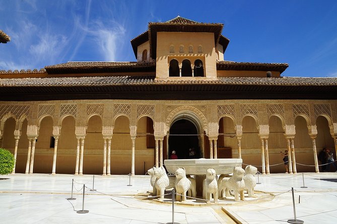 Alhambra Tour & ticket: Nasrid Palaces, Alcazaba & Generalife - Detailed Itinerary & What to Expect