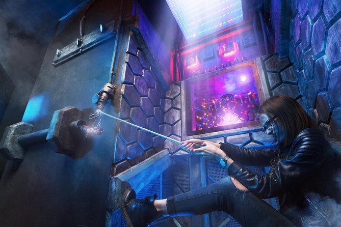 Apocalypse Zombie 2213 Escape Game in Prague - What to Expect at Questerland’s Zombie Escape Game