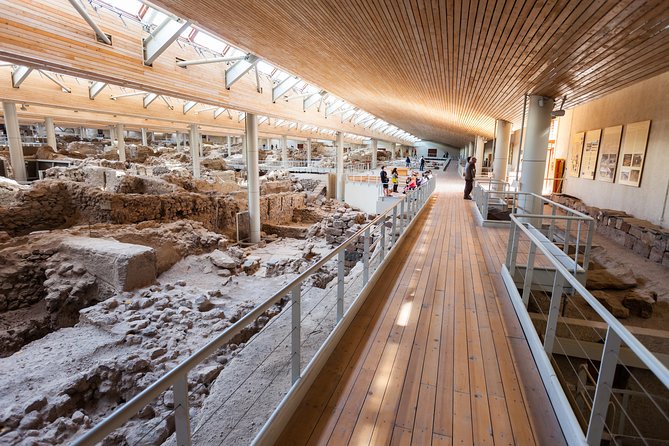 Archaeological bus tour to Akrotiri excavations & Red beach - Introduction: Why This Santorini Tour Might Be Just What You Need