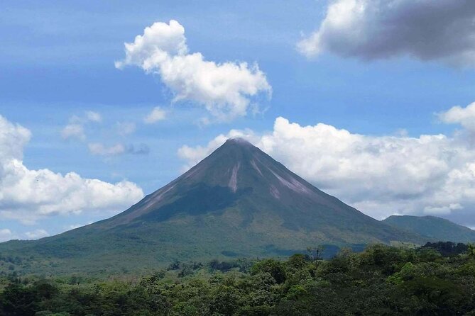 Arenal Volcano, La Fortuna Waterfall, Hot Springs Combo Tour with Lunch & Dinner - A Complete Look at the Itinerary