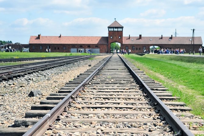 Auschwitz-Birkenau Tour Guide and Jewish museum and synagogue - Who Will Benefit Most from This Tour?