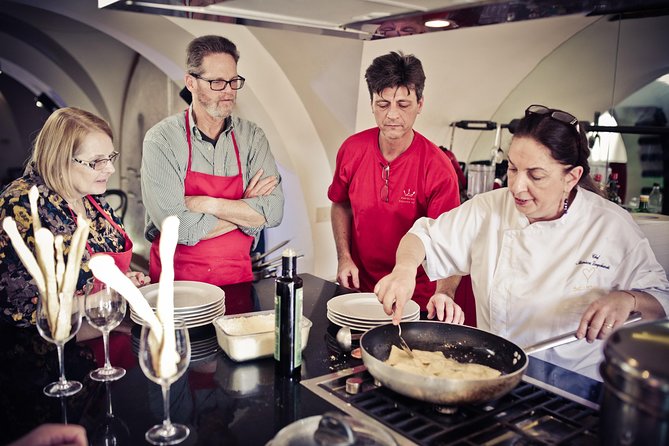 Authentic Roman Cooking Class & Market Experience - What the Tour Entails