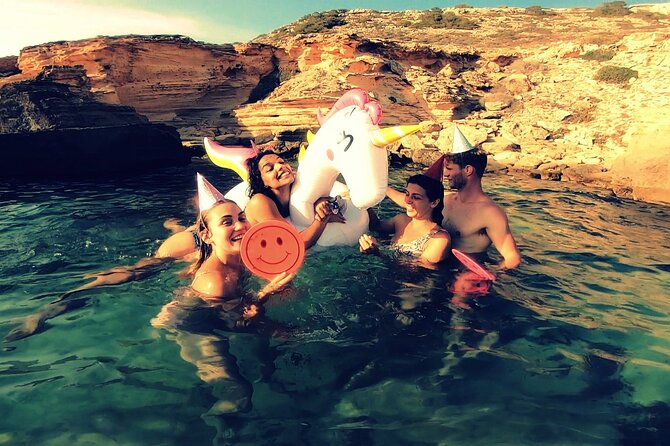 Beach Tours Mallorca. The Happy Vans. - Exploring Mallorca with The Happy Vans: A Deep Dive
