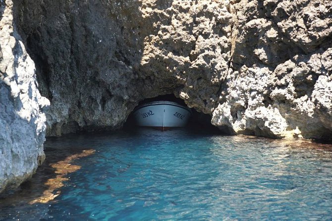 Blue Cave & Vis Island speedboat tour from Hvar - An Introduction to the Experience