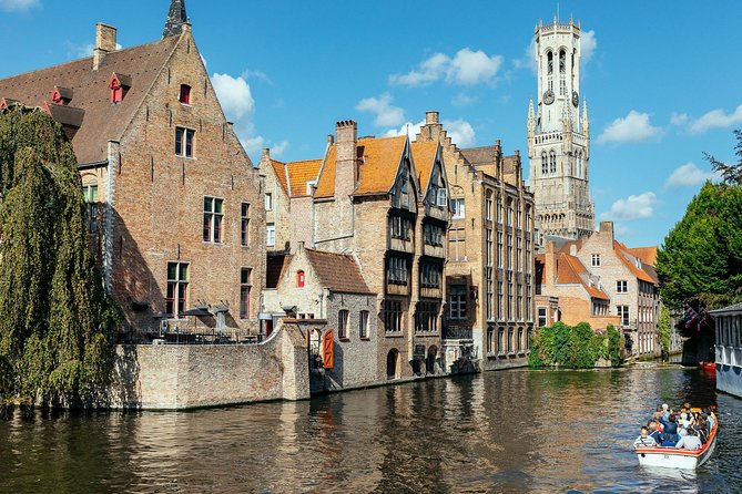 Bruges PRIVATE City Kickstart Tour With Locals - A Close Look at the Itinerary and Experience