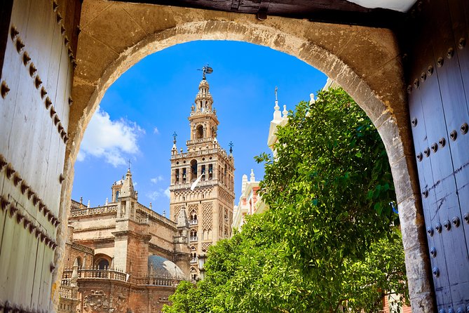 Cathedral, Alcazar and Giralda Guided Tour with Priority Tickets - A Closer Look at the Itinerary