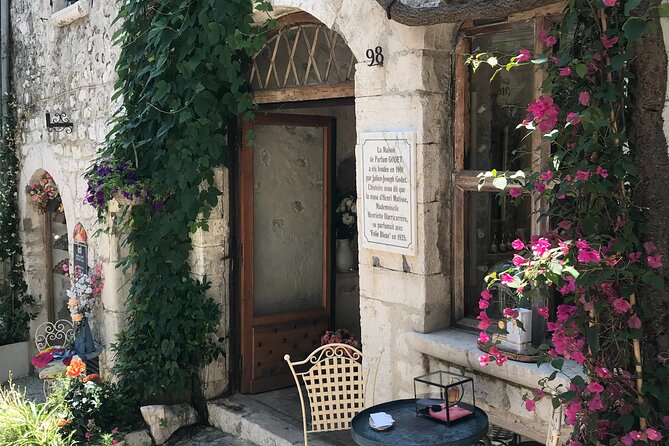 Certified tour guide-Most Exhaustive French Riviera private tour - An In-Depth Look at the Itinerary