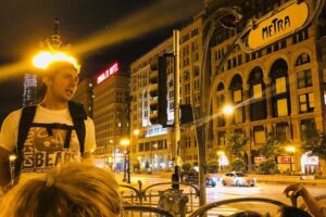 Chicago: gangsters and ghosts walking tour the itinerary in detail