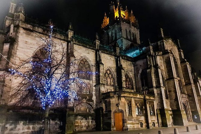 City of the Dead Haunted Graveyard Tour - An In-Depth Look at the Haunted Experience