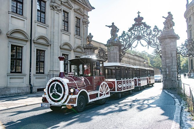 City tour through Würzburg with the Bimmelbahn - An in-depth look at what this tour offers