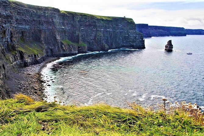 Cliffs of Moher walk with local farmer. Clare. Guided. 3 hours. - Key Points