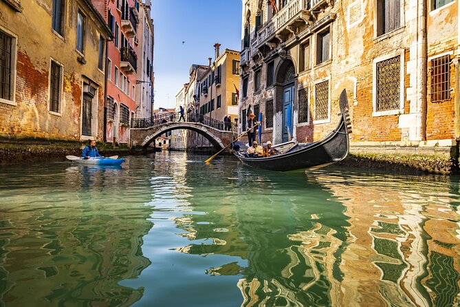 Cultural Kayak Tour: Discovering the Citys Canals - An Authentic Water-Based Perspective of Venice