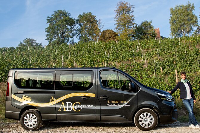 Day trip by van in Champagne small group of 8 - Key Points
