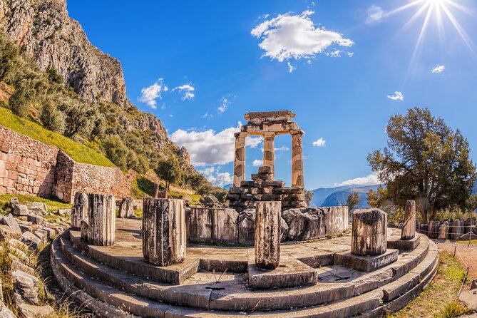 Delphi full day V.R audio guided tour with entry ticket - Whats Included and What’s Not