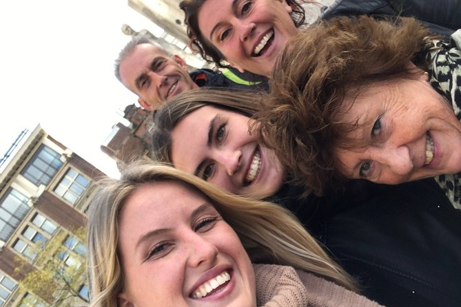 e-Scavenger hunt Antwerp: Explore the city at your own pace - What is the e-Scavenger Hunt Antwerp Experience?