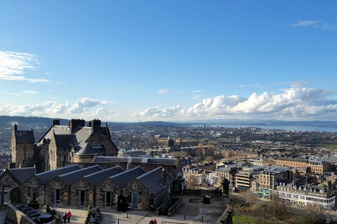 Edinburgh Castle Guided Walking Tour in English - Key Points