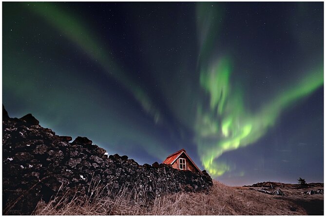 Enchanted Northern Lights: Hot chocolate & Photos - Small Group! - An In-Depth Look at the Tour Experience