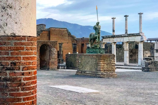 Enjoy Pompeii & Mt. Vesuvius: Semi-Private Tour from Positano - Exploring Pompeii’s Ruins