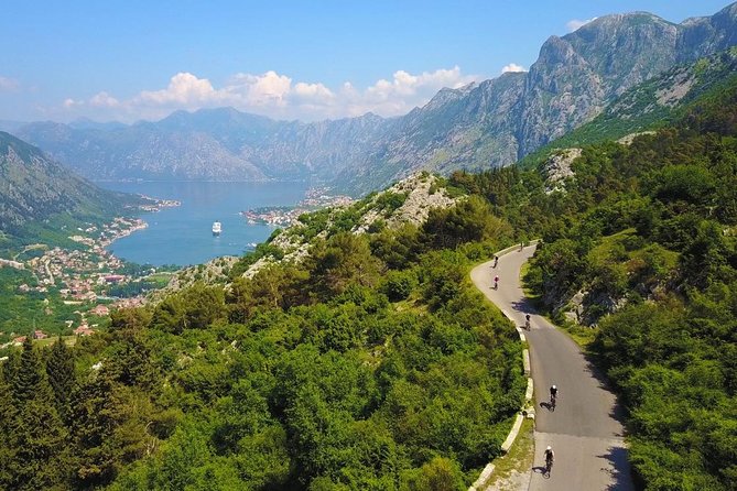 Epic 25 Turns Downhill Bike Descent w/ Panoramic Cable Car Ascent - An Introduction to the Experience