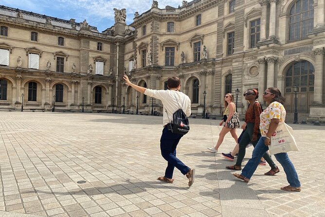 Exclusive Semi-Private Louvre Tour with Mona Lisa, Max 6 People - Key Points