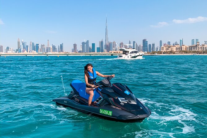 Fastest Jet Ski with Dubai Skyline, Burj Al Arab Views and Juice - Key Points