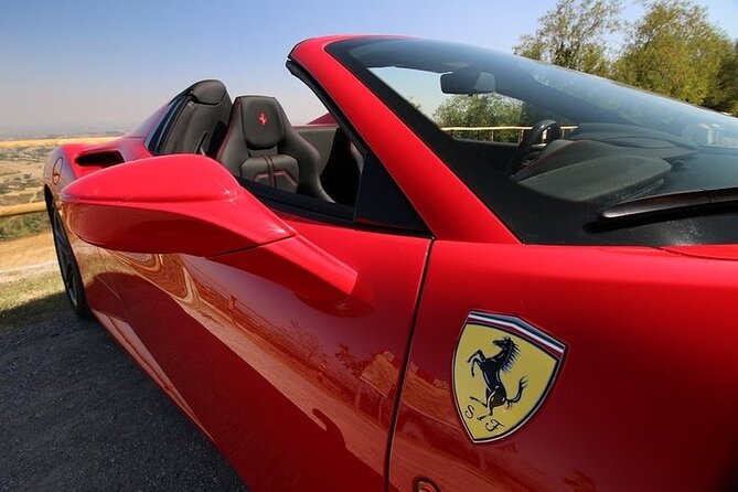 Ferrari Portofino - Test Drive in Maranello - A Closer Look at the Ferrari Portofino Test Drive