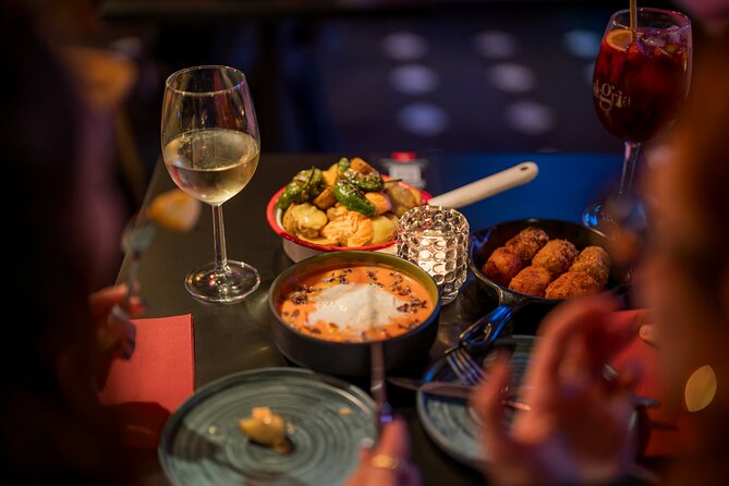 Flamenco Show Ticket at tablao Jardines de Zoraya Granada - Key Points