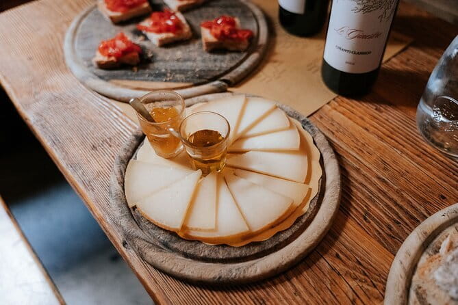 Florence Oltrarno Neighborhood Food & Wine Dine Around - A Deep Dive into the Experience