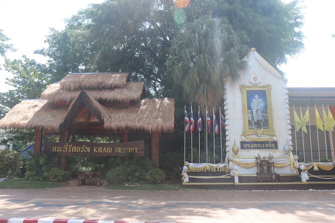 Full-Day Phi Phi Islands Tour with Lunch from Krabi - The Experience: What to Expect on the Tour