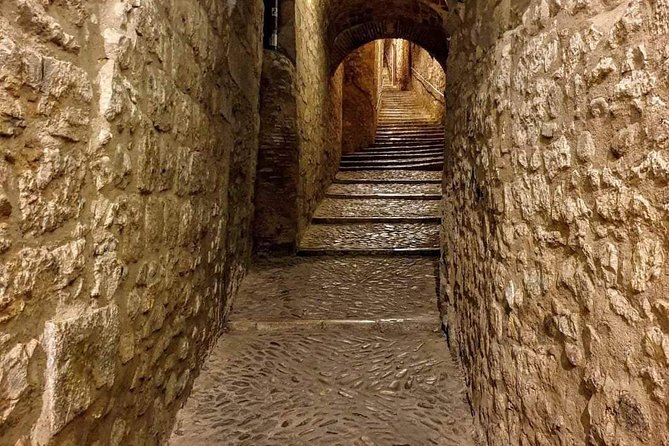 Girona History and Legends Tour Small Group from Girona - Key Points