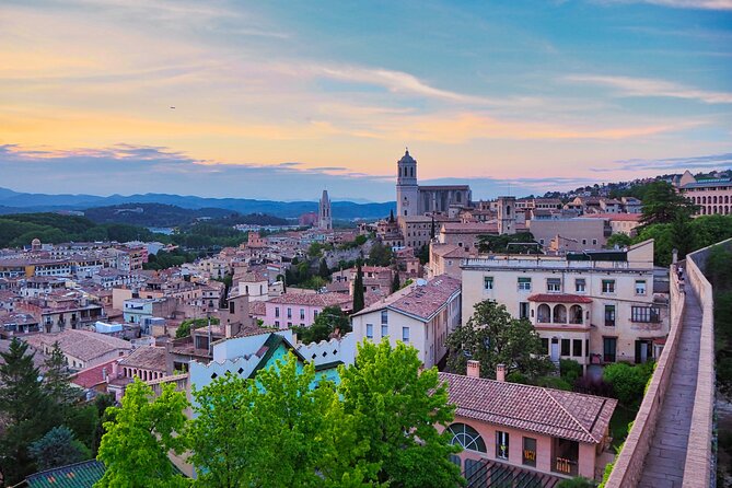 Girona History, Legends, and Food Walking Tour with food tasting - The Itinerary: What to Expect