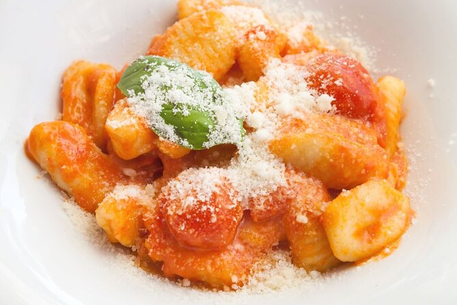 Gnocchi Cooking Class in Rome - Piazza Navona - An In-Depth Look at the Experience