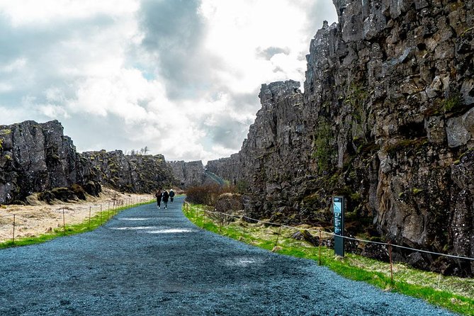 Golden Circle and Secret Lagoon Small Group Tour from Reykjavik - What Is This Tour All About?