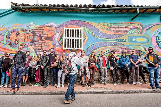 Graffiti Tour: a fascinating walk through a street art City - A Detailed Look at the Bogotá Graffiti Tour