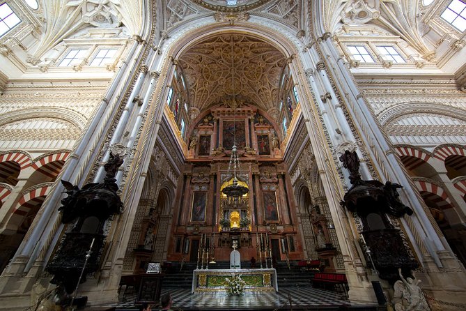 Guided tour of the Mosque-Cathedral in Private tickets included - Why This Tour Stands Out
