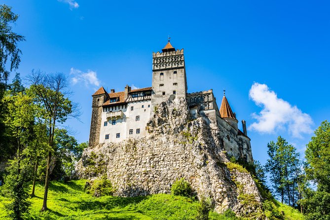 Guided Tour to Dracula Castle, Peles Castle and Brasov - An In-Depth Look at the Itinerary
