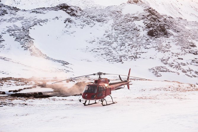 Helicopter Flight Over Geothermal Landscapes from Reykjavik - What You’ll See During the Flight