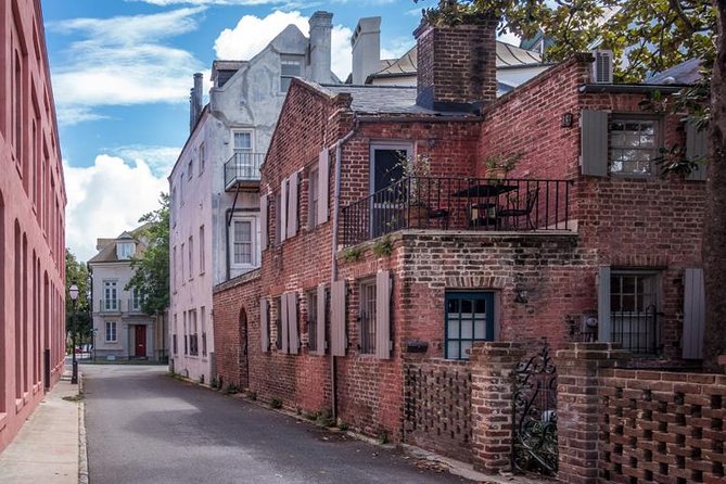 Hidden Alleyways and Historic Sites Small-Group Walking Tour - Key Points