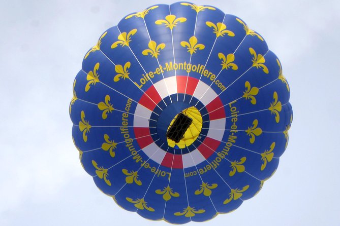 Hot Air Balloon Flight over the castle of Chenonceau / France - Why a Hot Air Balloon Ride Over Chenonceau Is a Must-Do