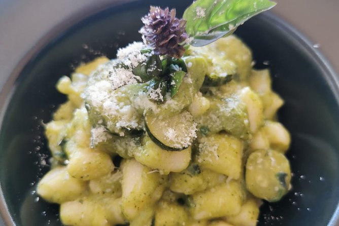I offer cooking lesson of Amalfi tradition - A Closer Look at the Experience